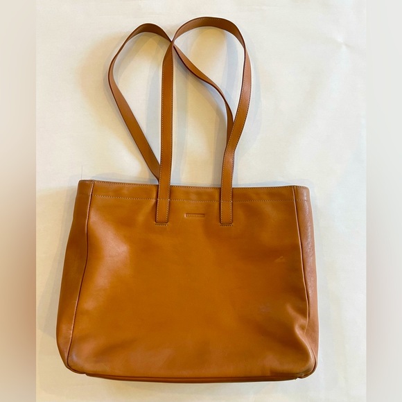 Levenger | Bags | Tan Leather Tote Bag By Levenger Roomy Light Clean ...